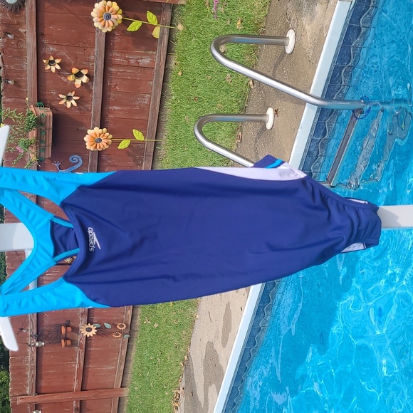 Speedo | Swim | New With Tags Girls 4 Classic Sporty Speedo Swimsuit ...